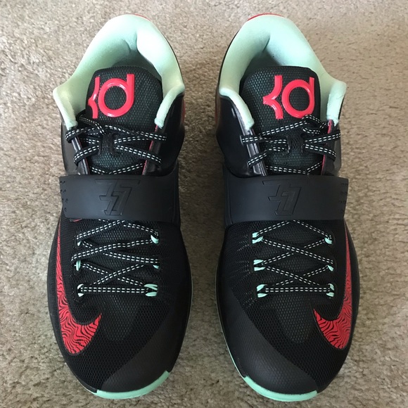 Nike | Shoes | Nike Kd 7 Bad Apples Sz 95 Nds Durant Floral Game Aunt ...